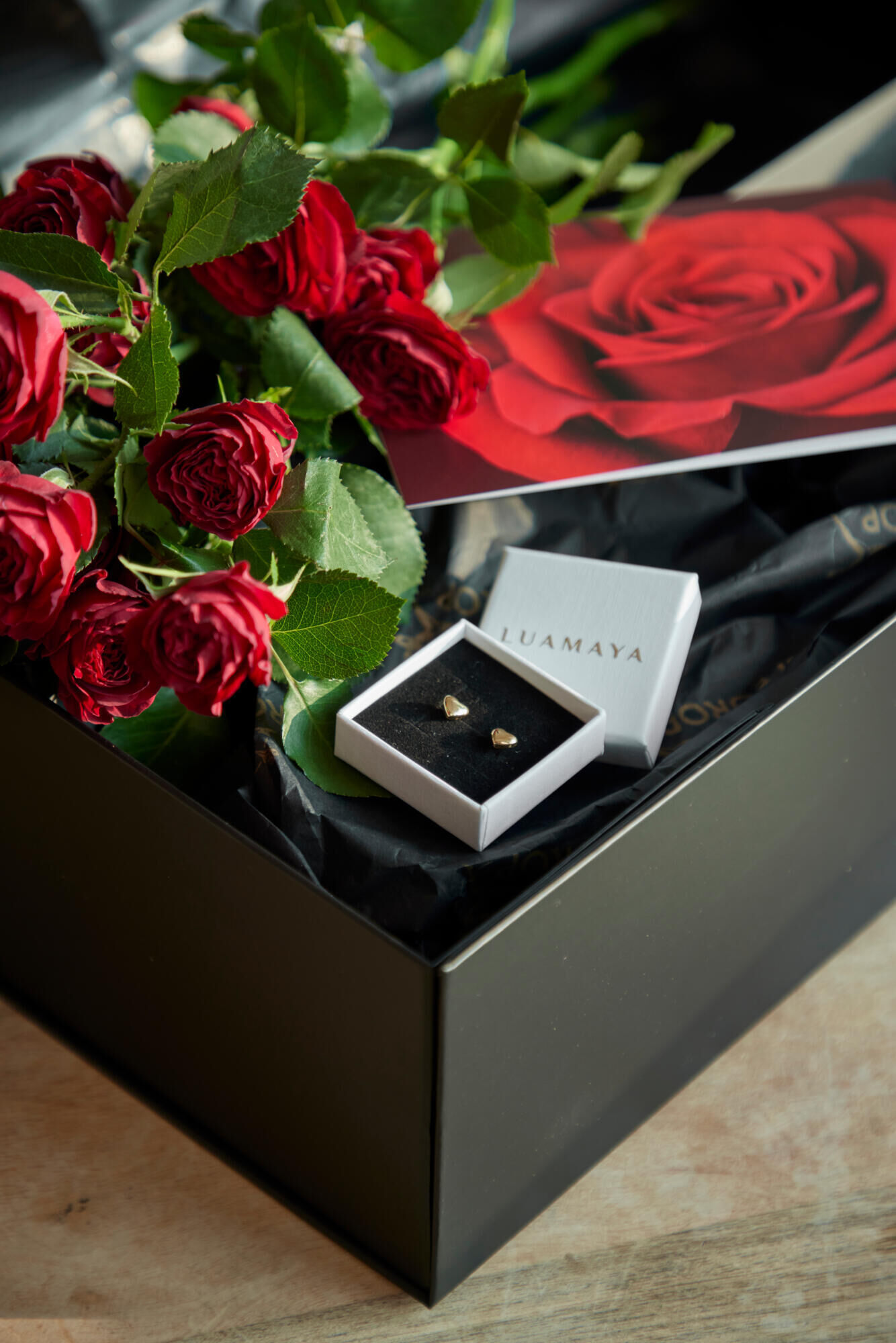 Geschenkset "Flying Hearts" kaufen | Fleurop